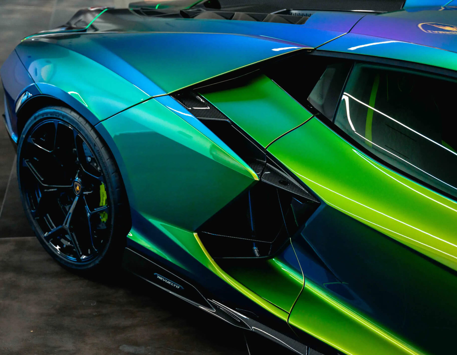 This Just Might Be Lamborghini’s Craziest Color Yet | Carscoops