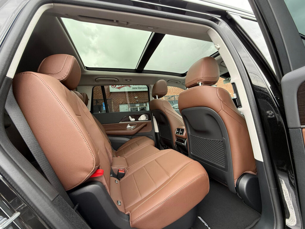 Seller Lists Brand New Mercedes SUV And Watches Thousands Vanish ...