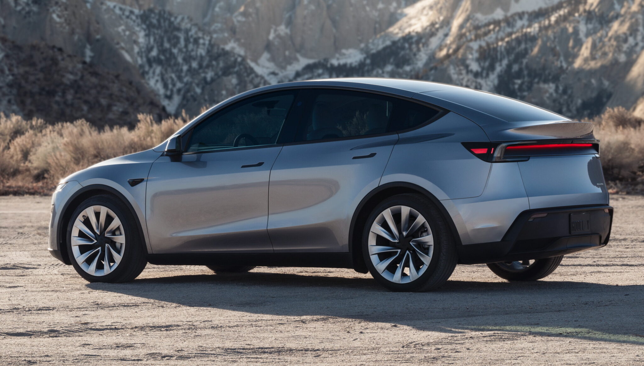 Tesla Couldn’t Even Sell Its Model Y Launch Editions As Hundreds Are ...