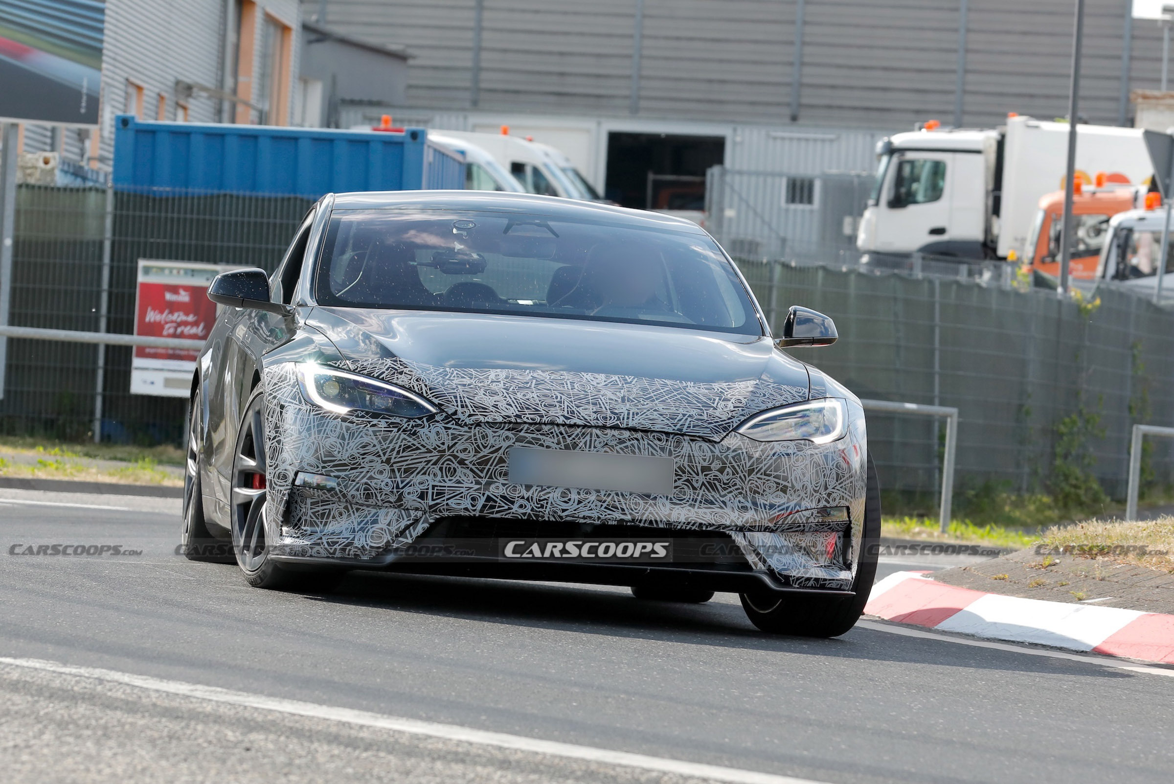 Tesla’s Model S Plaid Facelift Is Not What You Expected | Carscoops