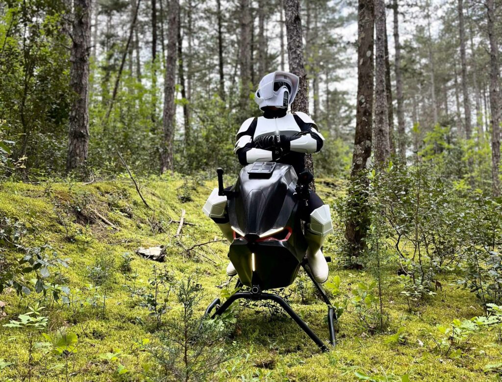 This Jet-Powered Flying Bike Lets You Live Your Star Wars Fantasy For ...
