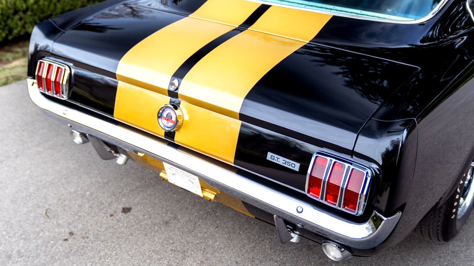 A Hertz Mustang That’s As Perfect As The Day Shelby Signed It | Carscoops