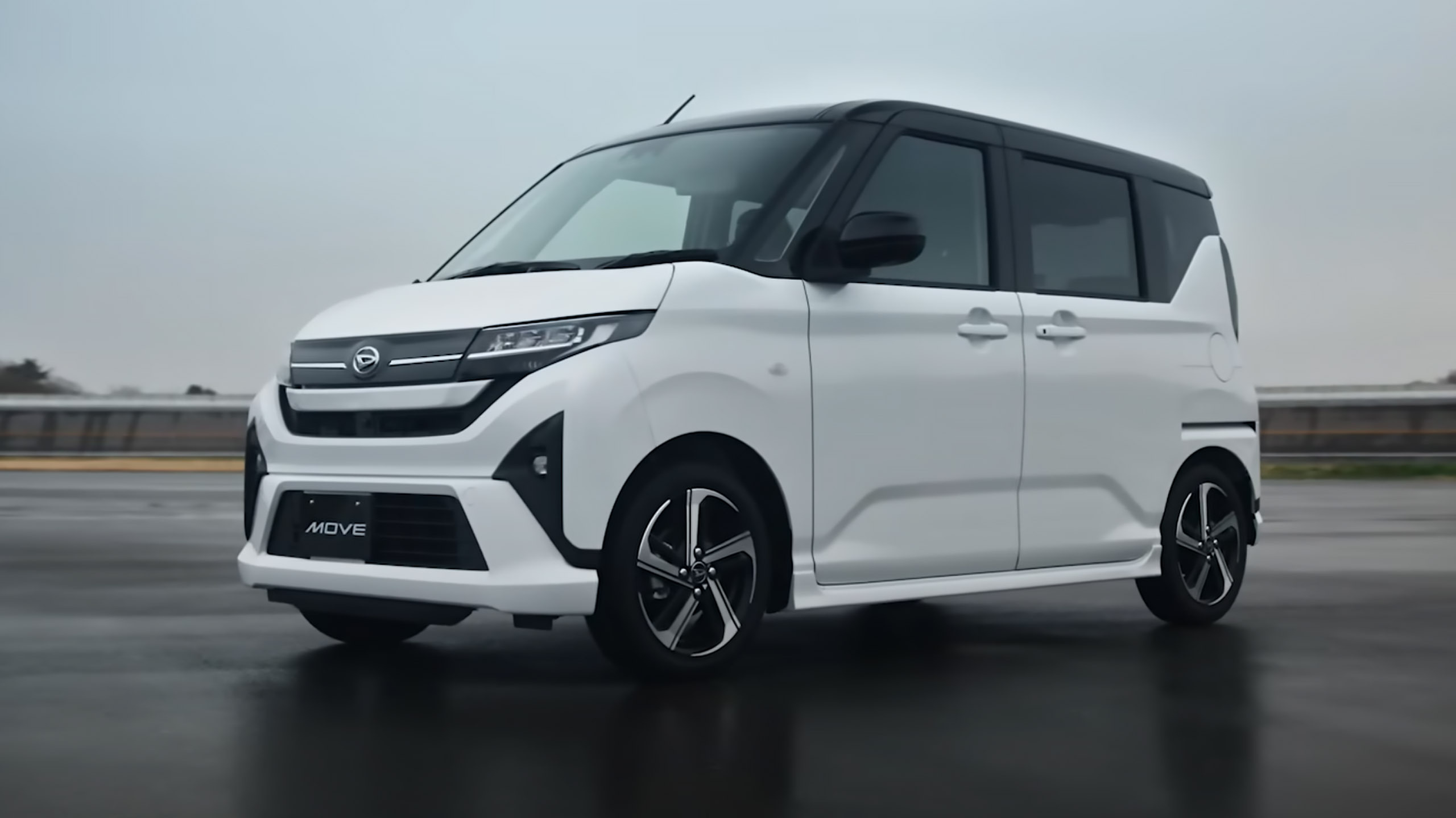This Tiny Minivan Disappeared For Two Years Now It’s Back With Sliding ...