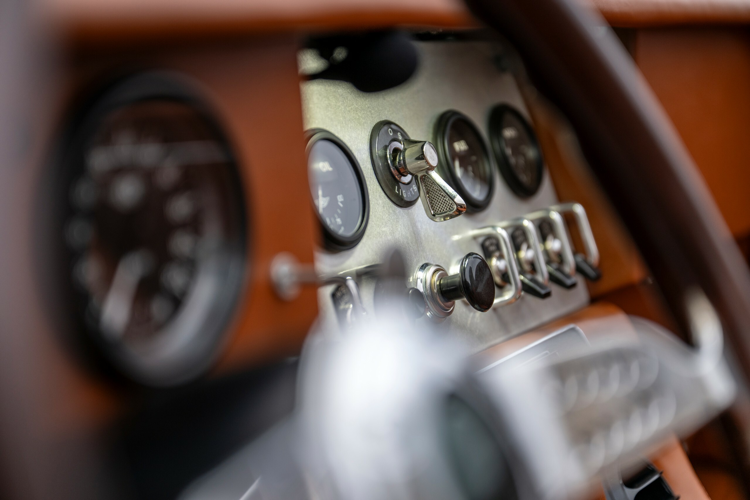 They Made The E-Type Jaguar Always Deserved But Never Got | Carscoops