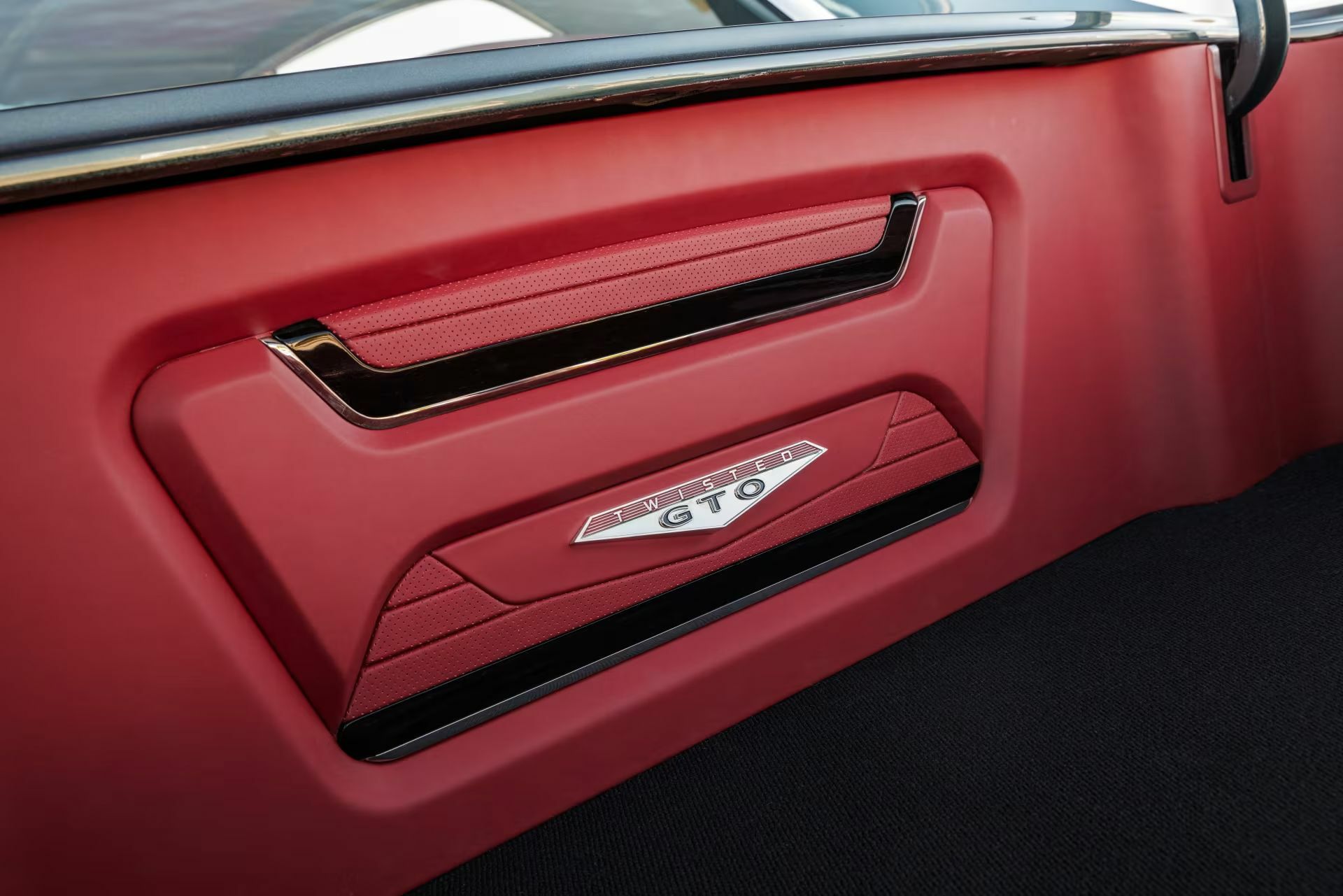 Someone Spent $1.2M Building the Most Twisted Pontiac GTO You’ve Ever ...