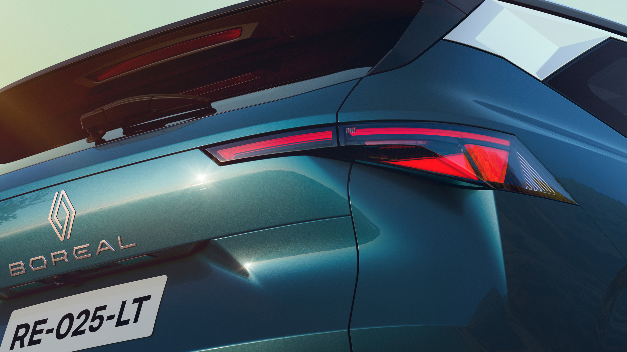 Renault’s New Crossover Fixes Everything Wrong With The Bigster | Carscoops