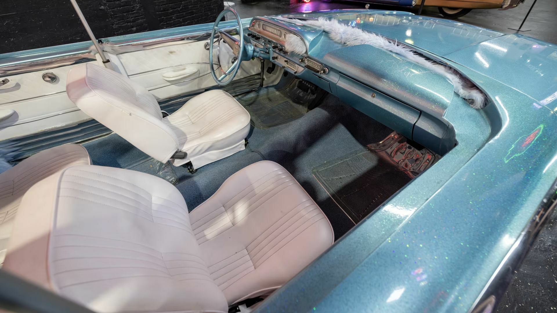 This Atomic Age Ford Fairlane Looks Like A Jet Fighter On Wheels ...