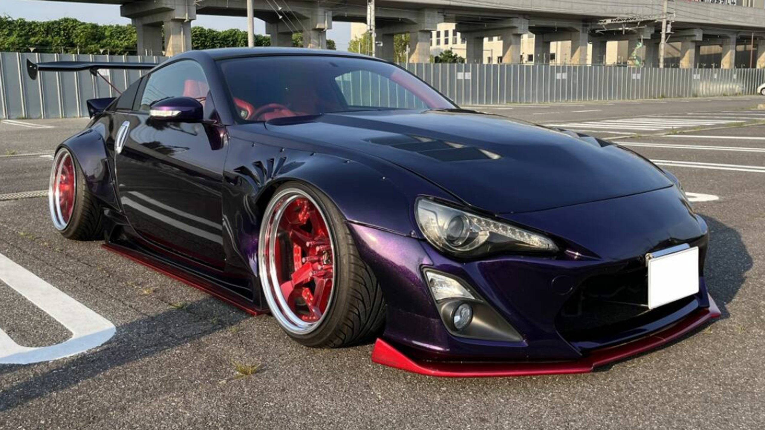 Believe It Or Not But This Is A Nissan 350Z | Carscoops