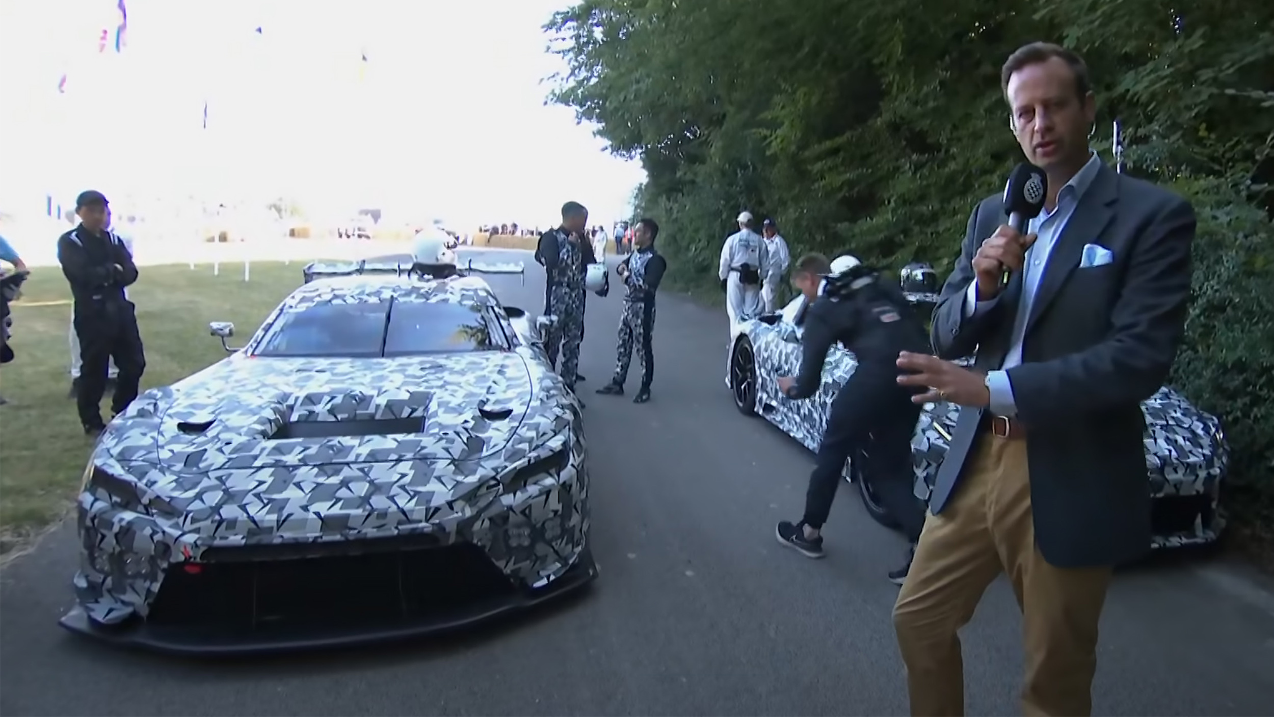 Lexus’ V8 Supercar Just Let Us Inside While Making Some Serious Noise ...