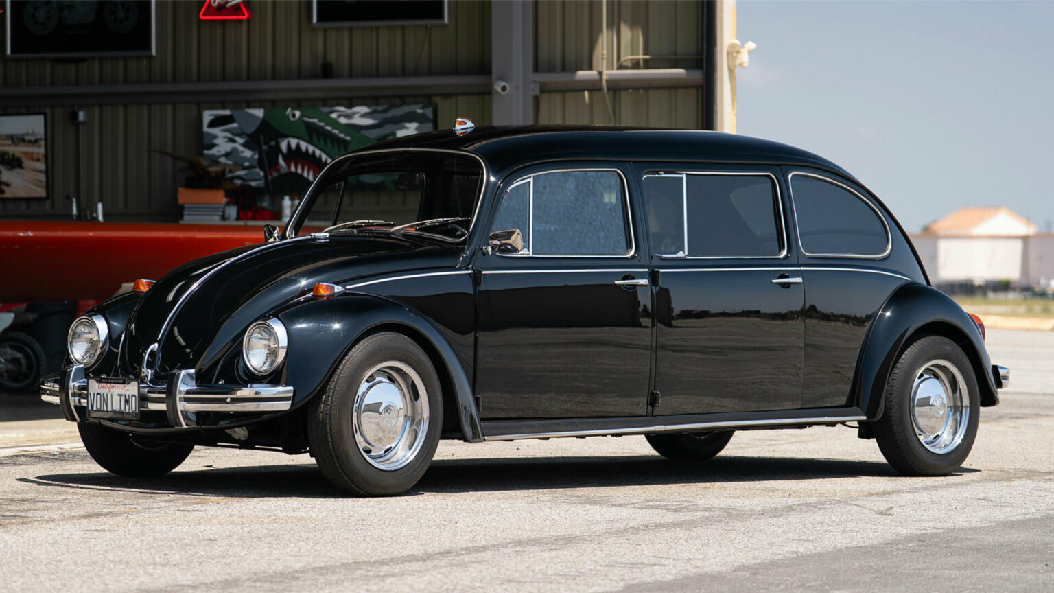 This Bug Got Stretched, Stuffed With Booze, And Sent To The Oscars ...
