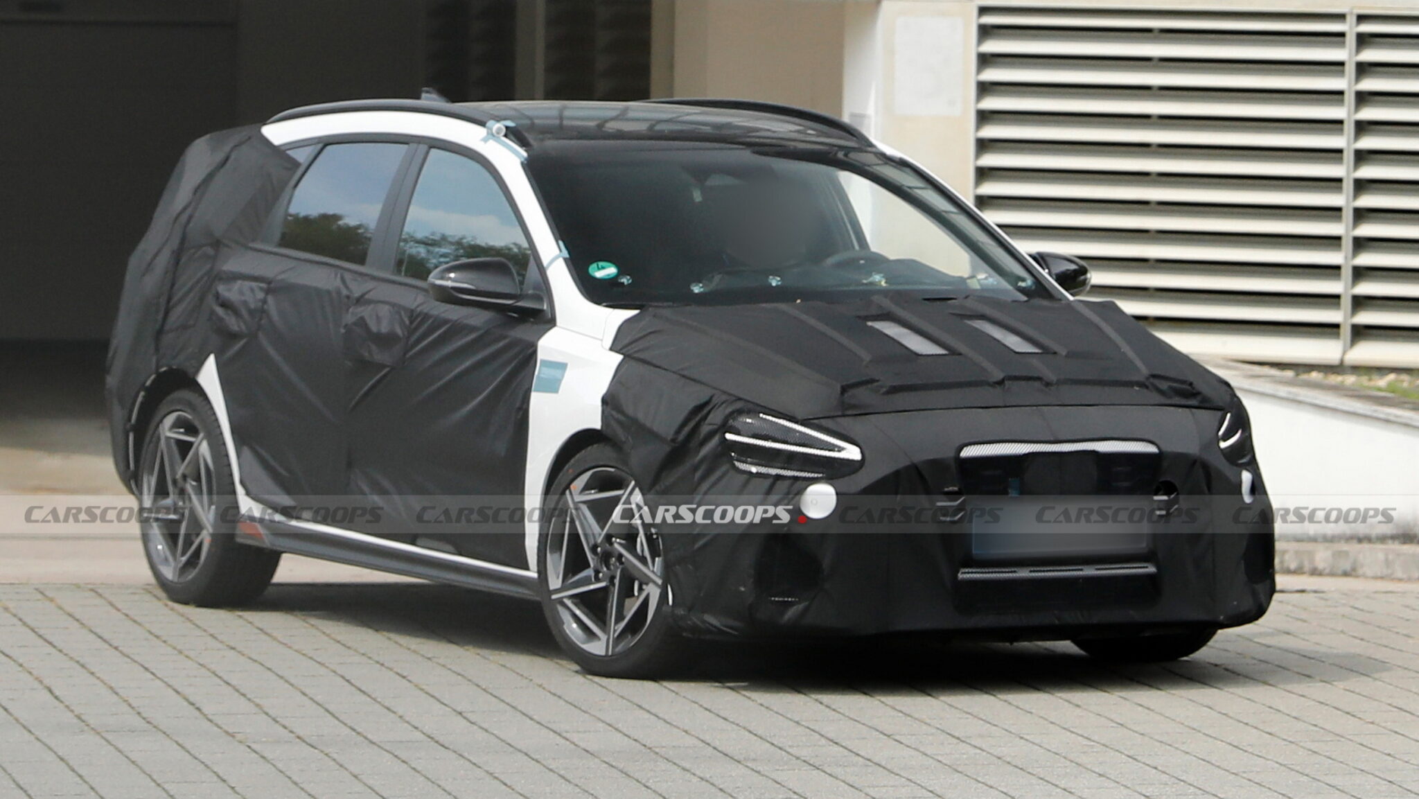 Hyundai’s Compact Wagon Defies The Odds With A Rare Third Facelift ...