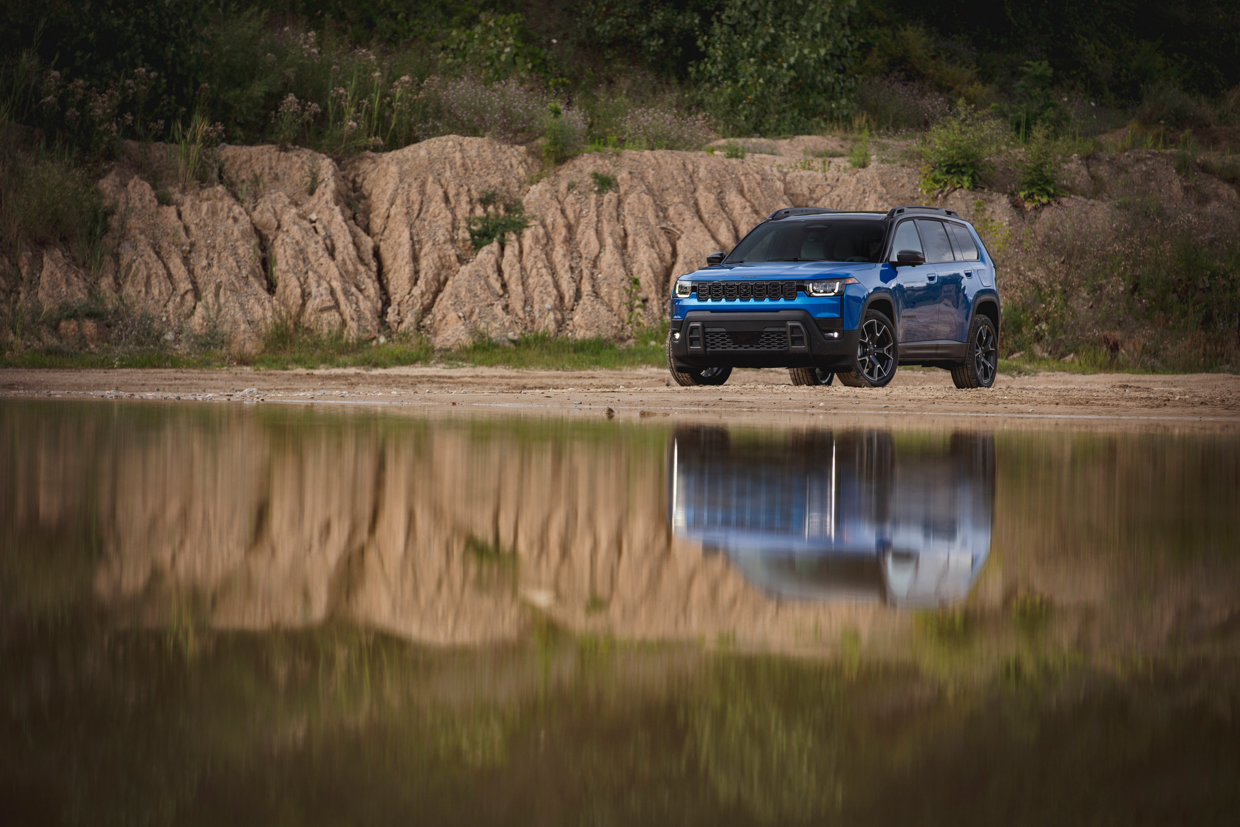 Jeep’s Not-A-Super Bowl Ad Star Dies Screaming In A River | Carscoops