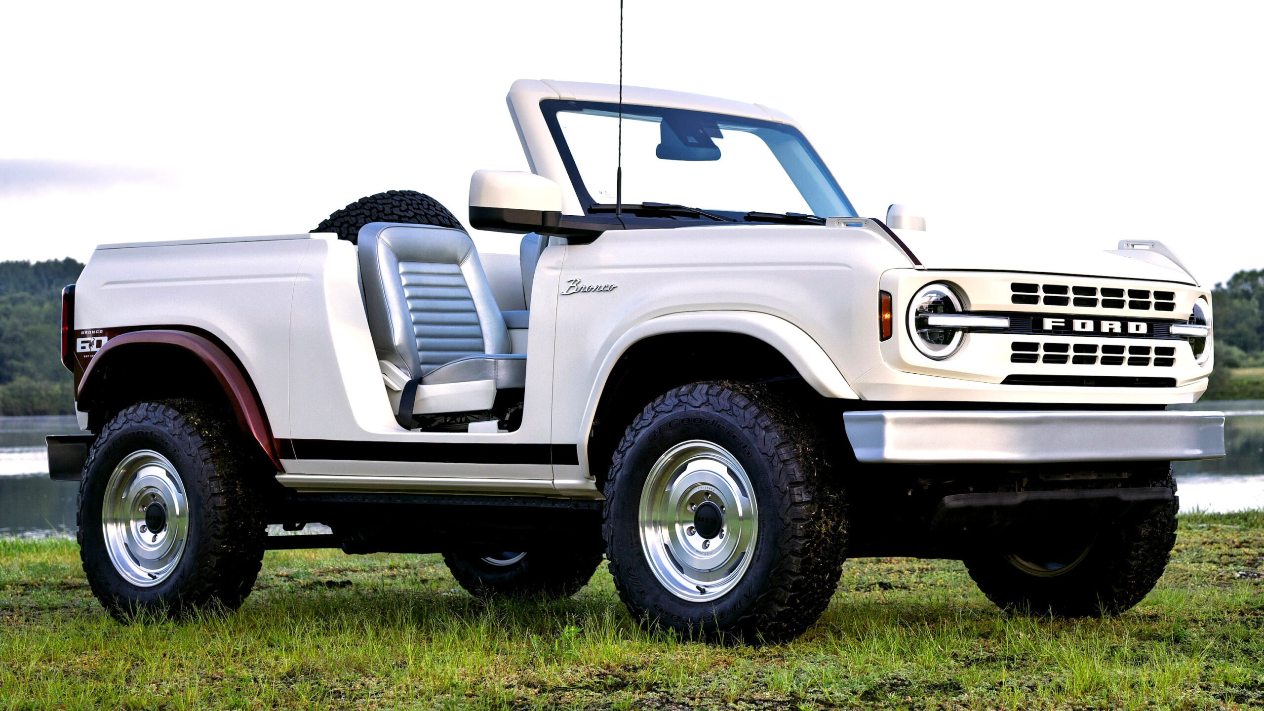 Ford Shows Off Wild Bronco With No Roof, No Doors, And Nothing To Lose ...