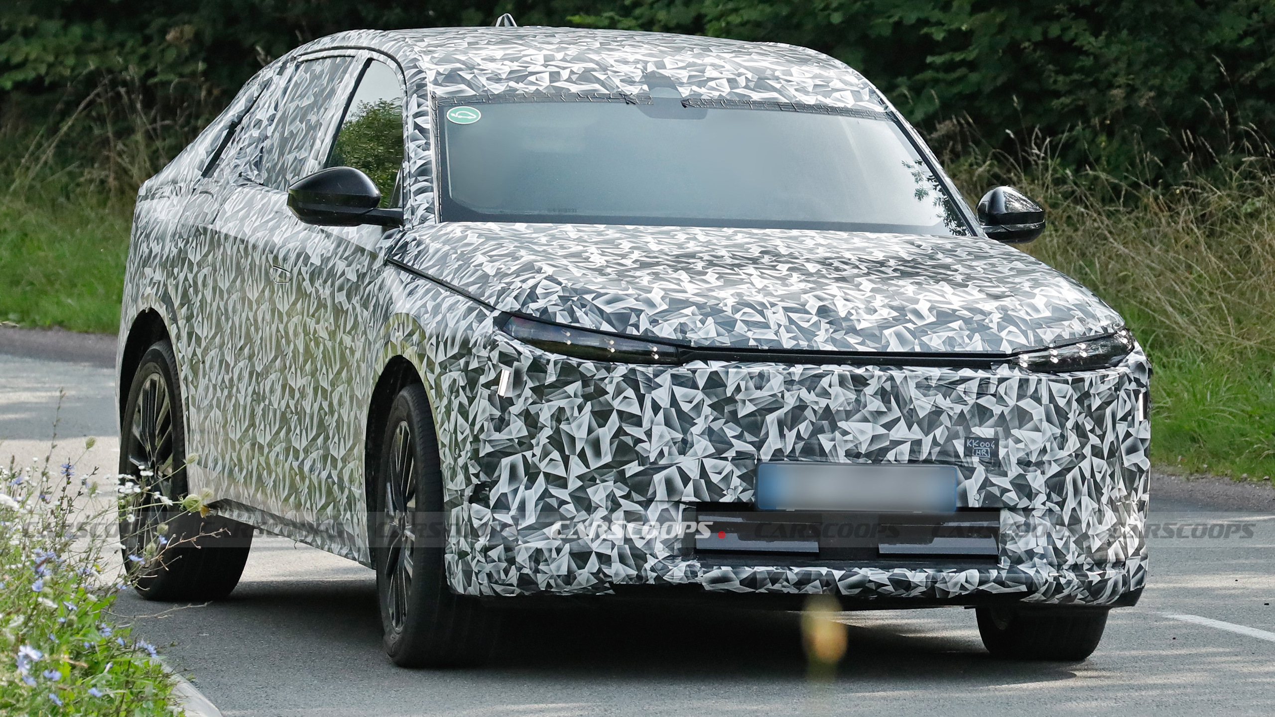 First Look At The Next DS SUV Suggests A Silent Change Is Already ...