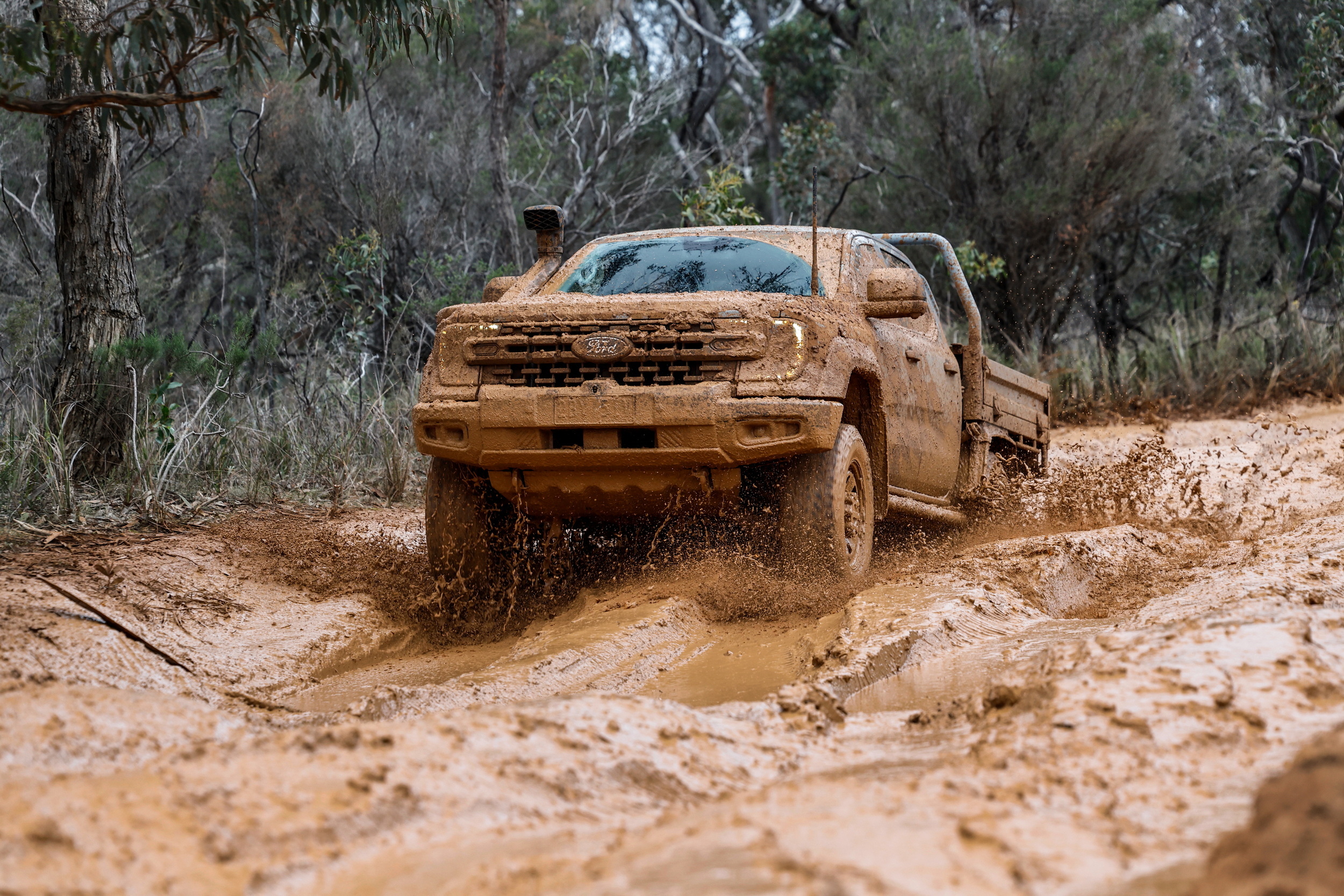 Ford Covered A Ranger Super Duty In 1,300 Pounds Of Mud And It Kept ...