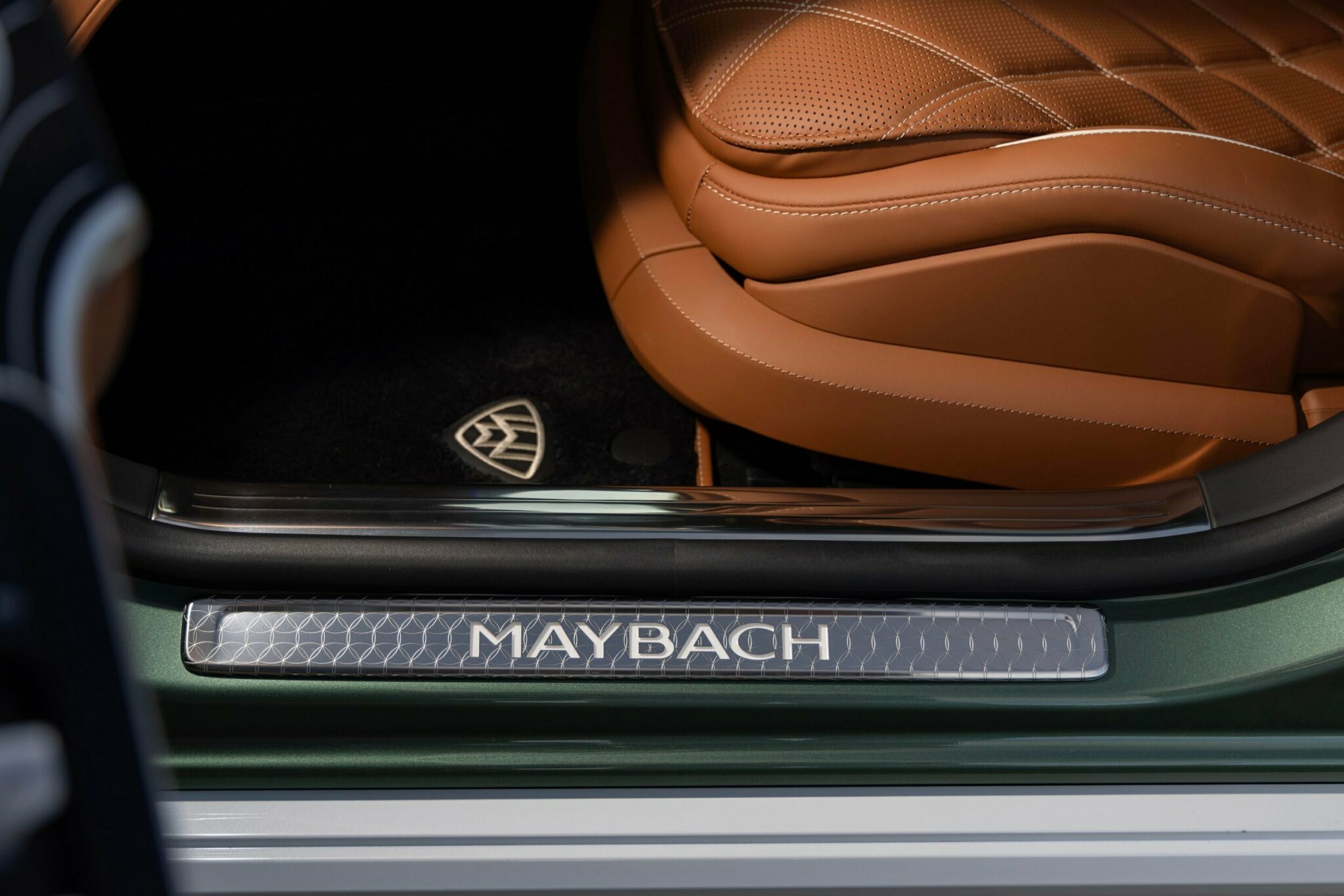 Maybach’s Most Exclusive Sedan Will Make You Green With Envy | Carscoops
