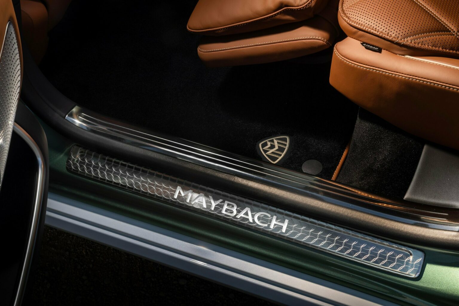 Maybach’s Most Exclusive Sedan Will Make You Green With Envy | Carscoops