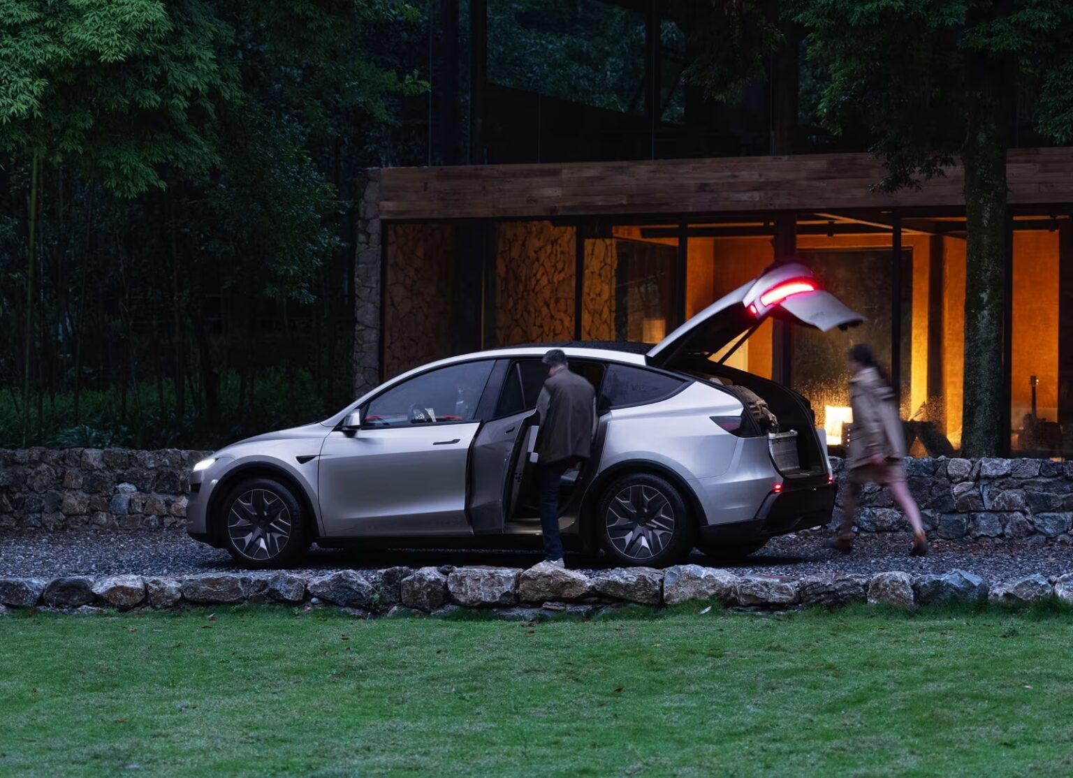 Tesla Just Quietly Fixed A Problem Owners Have Complained About For ...