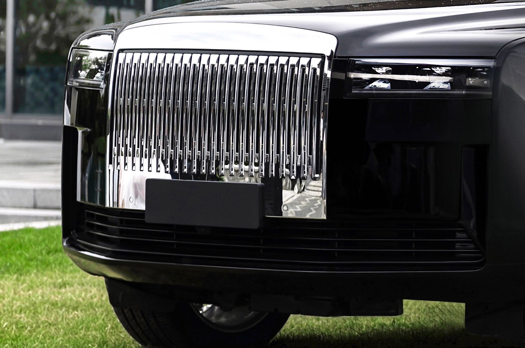 Dreame’s Cullinan SUV Clone Might Be Rolls-Royce’s Worst Nightmare ...
