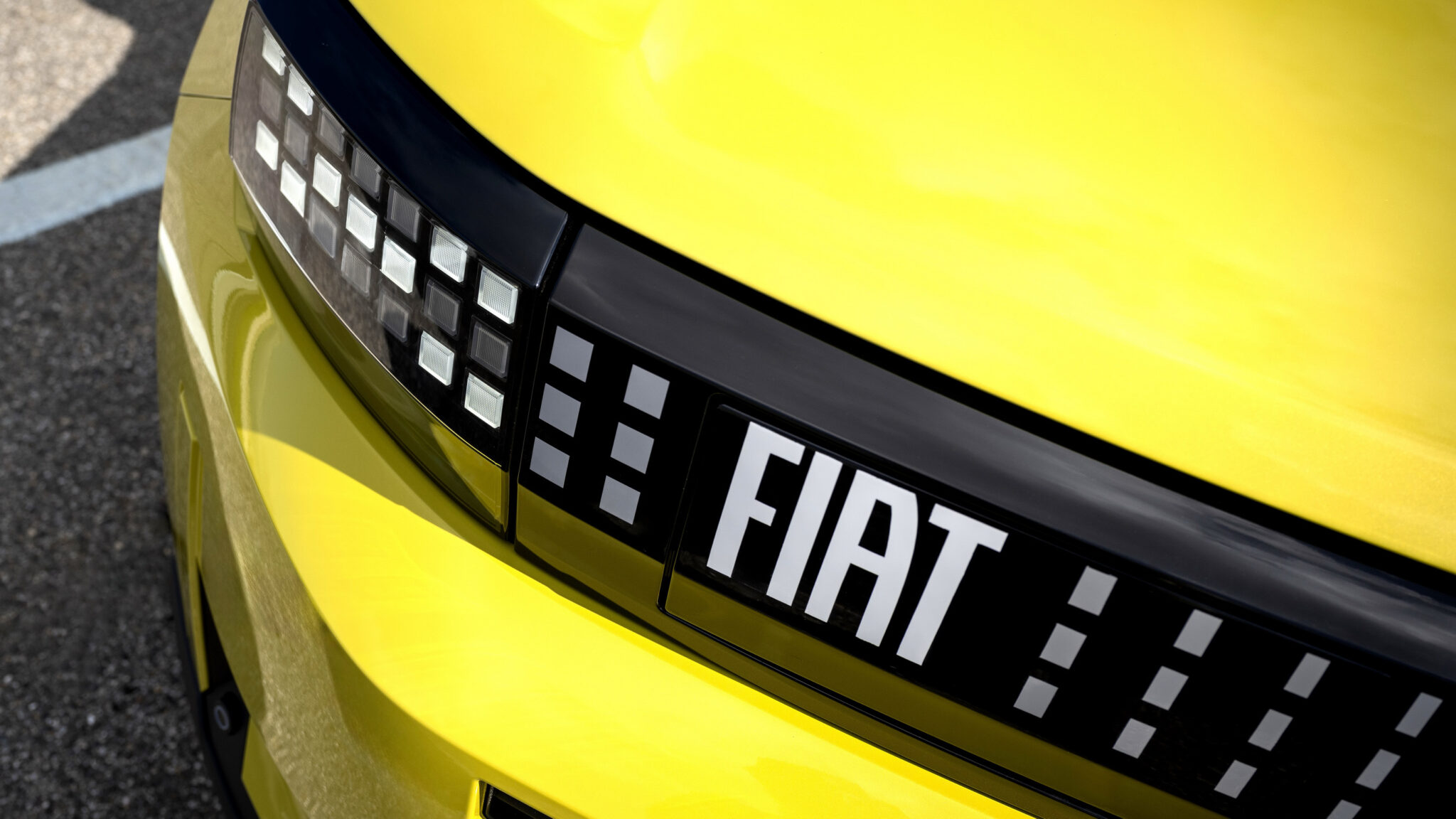 Fiat’s Pandina Replacement Has Three Seats And The Driver Sits In The ...