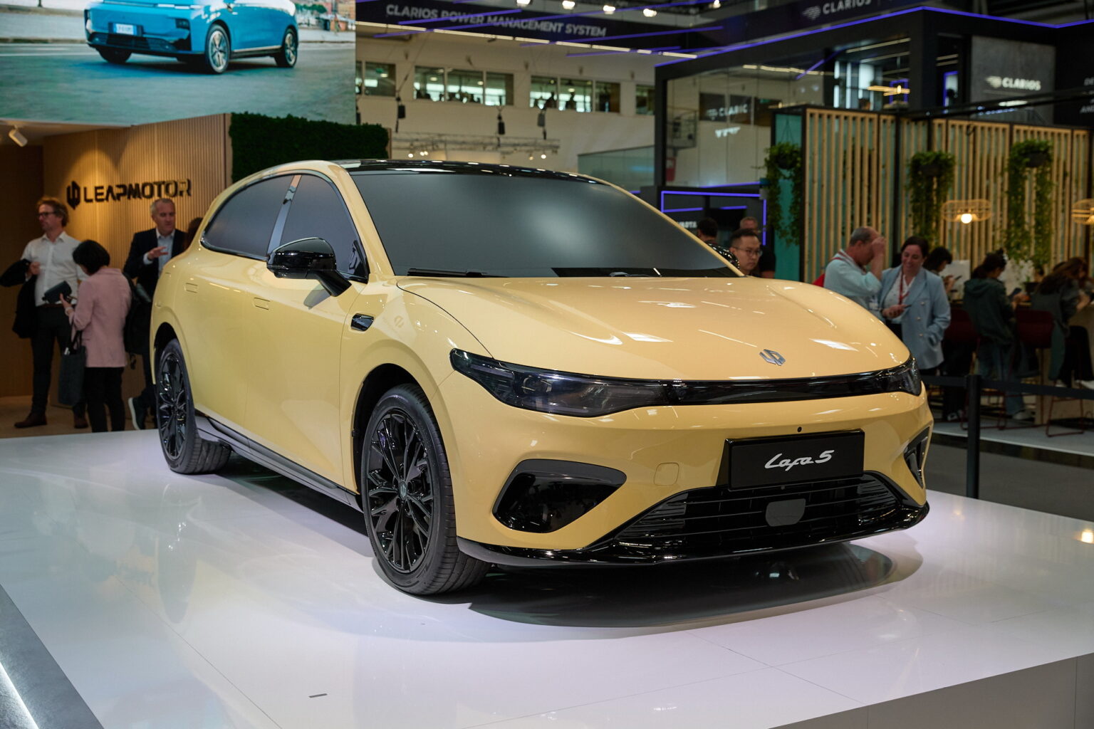 Stellantis Just Sent Europe A Warning With This Chinese-Built Electric ...