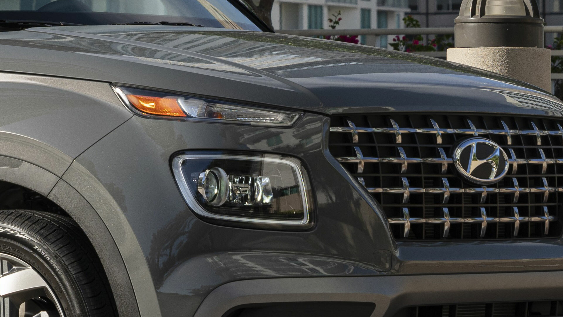 Hyundai’s Most Affordable Crossover Just Lost LED Headlights And GPS ...