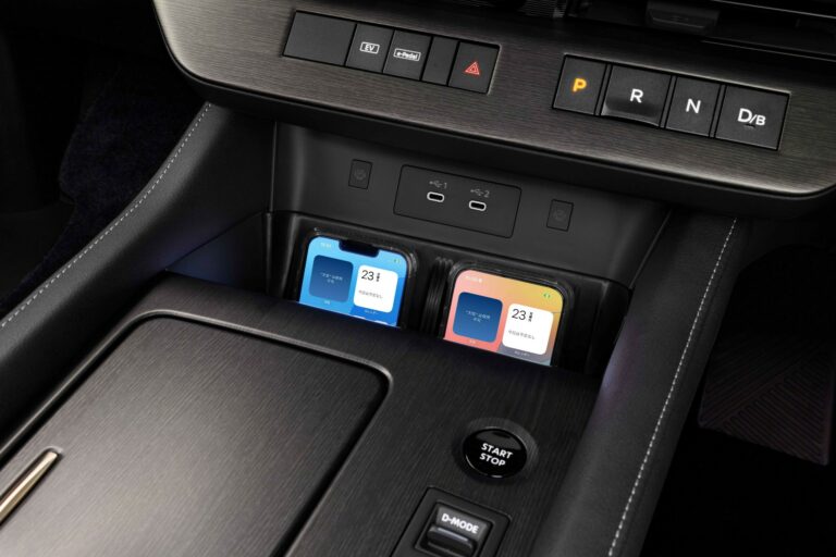 Nissan’s Elgrand Minivan Returns With A Design So Wild It Feels Like A ...
