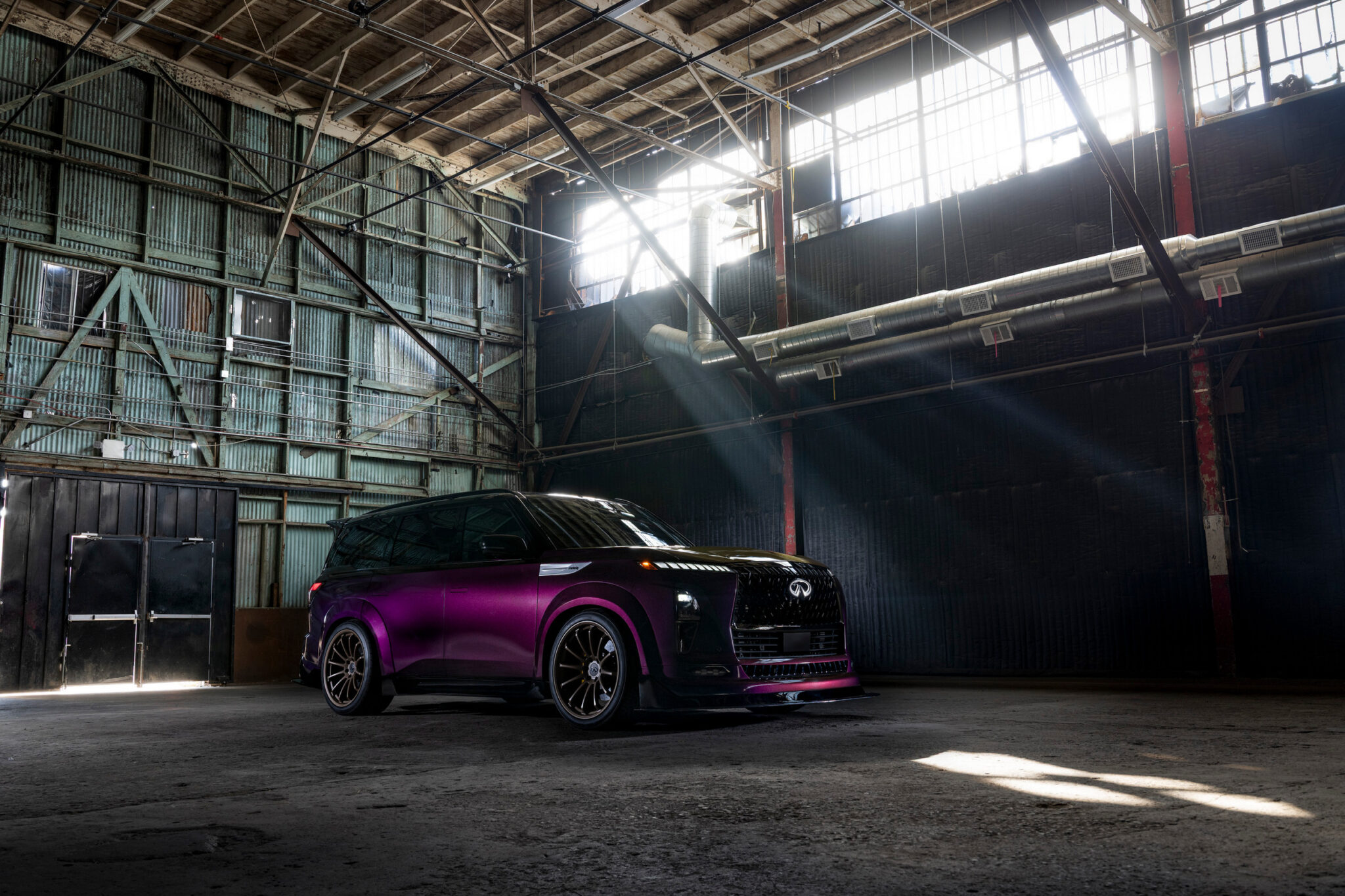 Infiniti Shoved A GT-R Nismo Engine Into A QX80 Just To See What ...