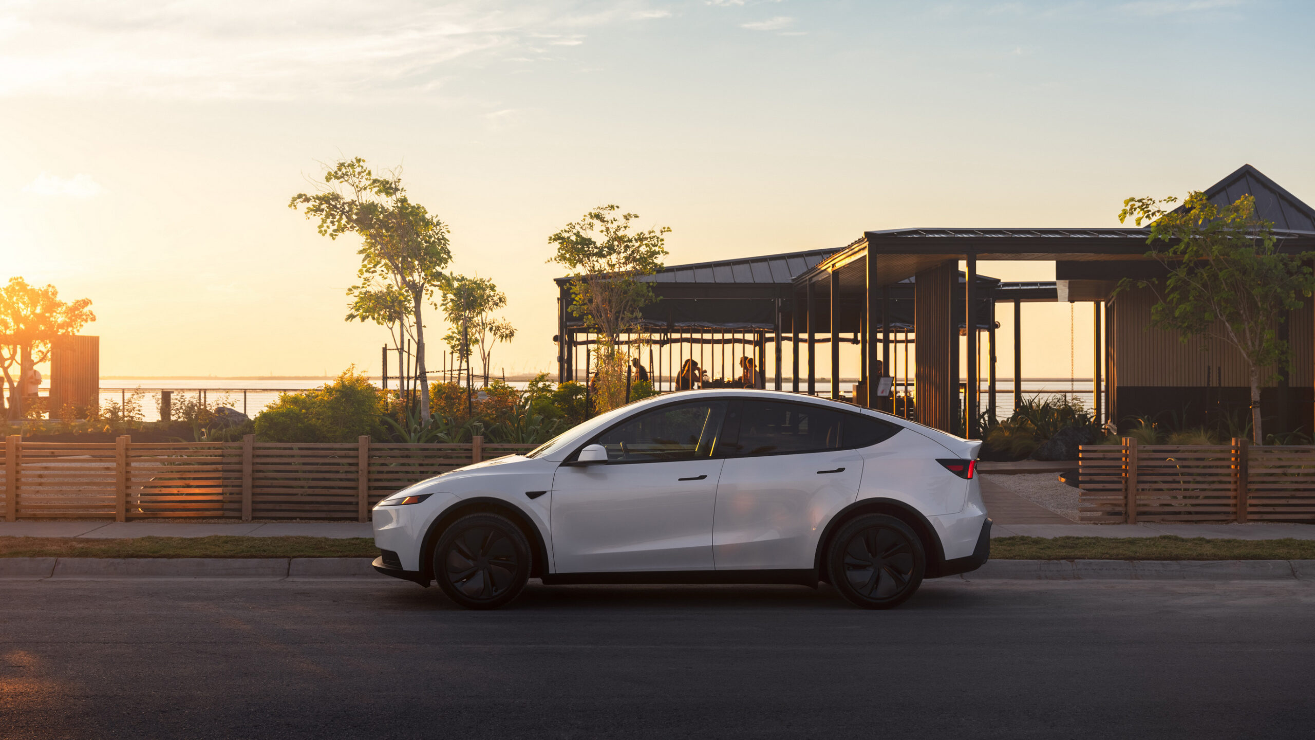 Tesla Made The Model Y Standard Cheaper By Adding A Headliner To Hide ...