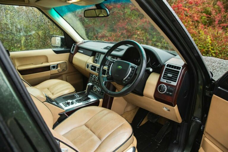 Somewhere Jeremy Clarkson Is Laughing At The Queen’s Old SUV | Carscoops