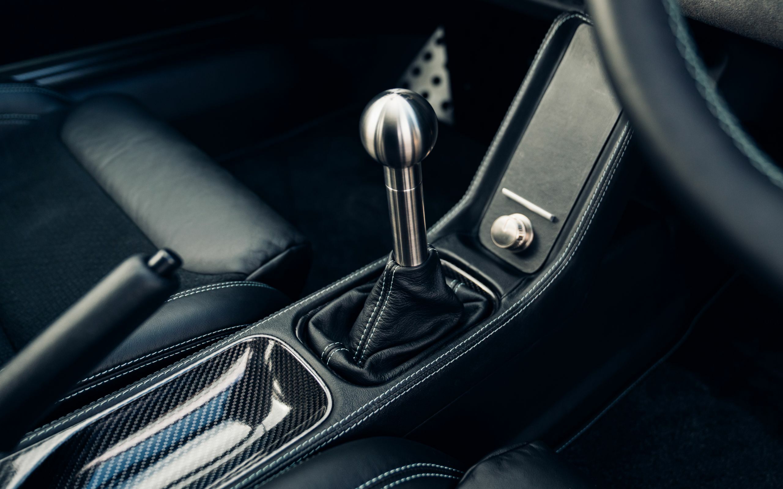 Theon Design’s Porsche 911 Restomod Proves Money Really Can Buy ...