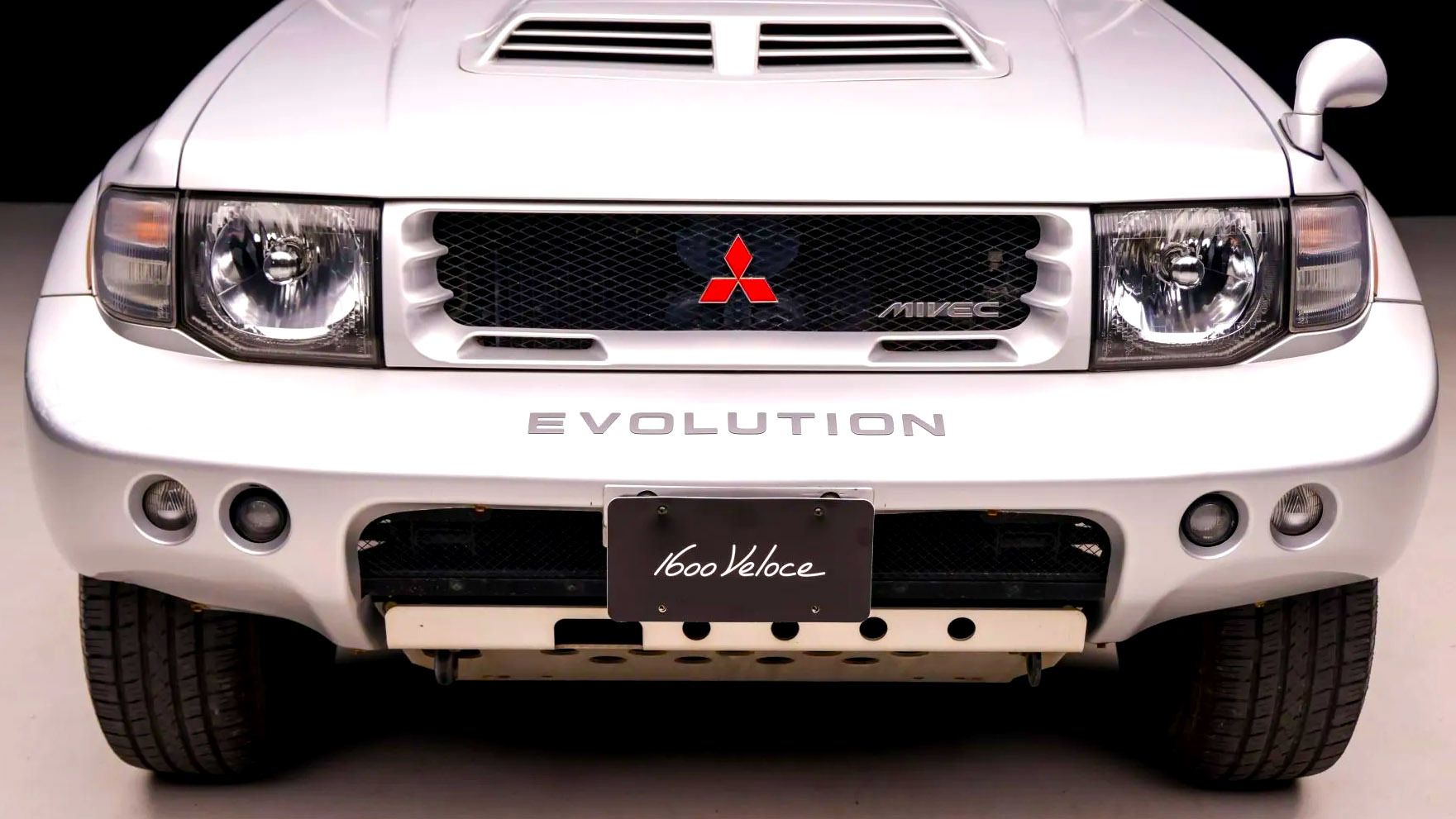 Mitsubishi’s Other EVO Is A 90s Monster That Took Its Fight Off The ...