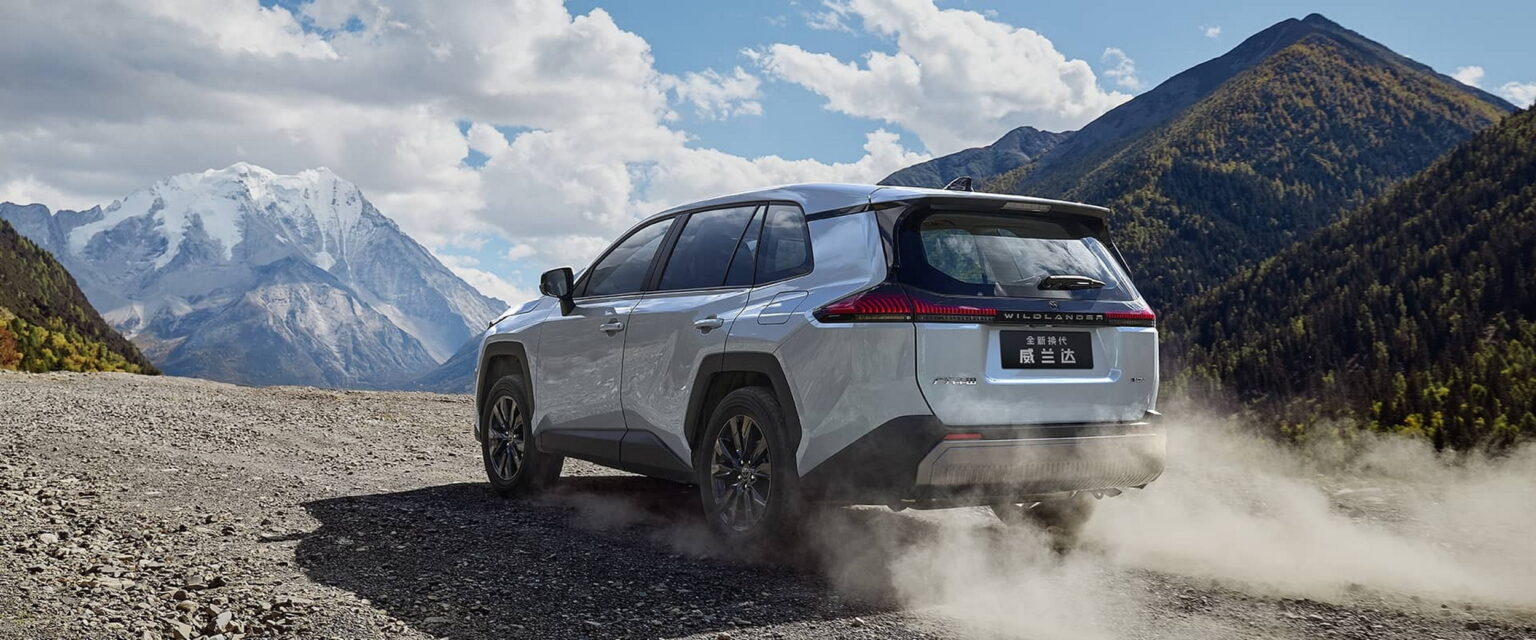Toyota’s Chinese RAV4s Have A Much Bigger Screen And A Much Smaller ...