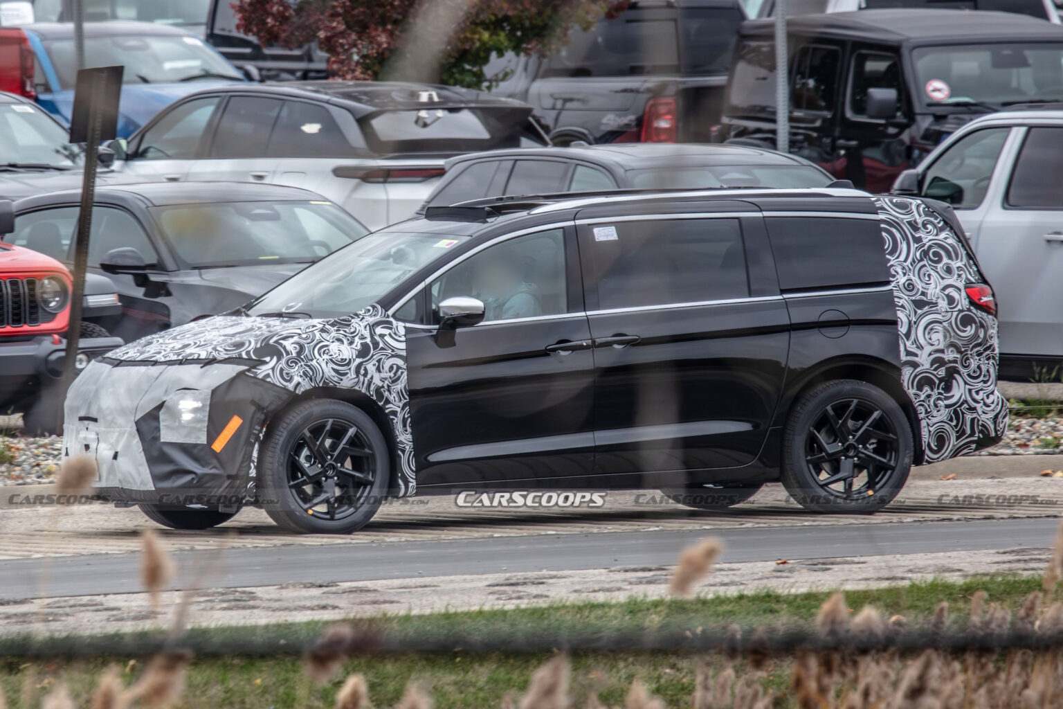 Chrysler’s 2027 Pacifica Is Getting The Halcyon Concept’s Face And Open ...