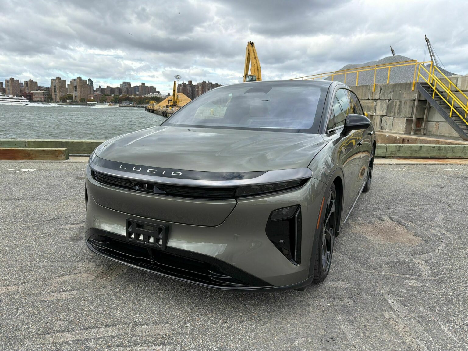 He Sold His $142K Lucid At A Huge Loss After Just 400 Miles Of EV ...