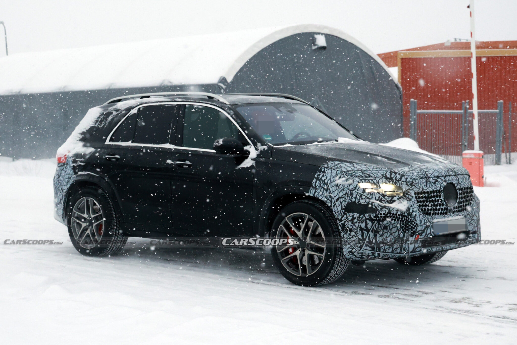 AMG’s GLE 53 Is Getting A Facelift, But It’ll Face A Fully-New BMW X5 ...