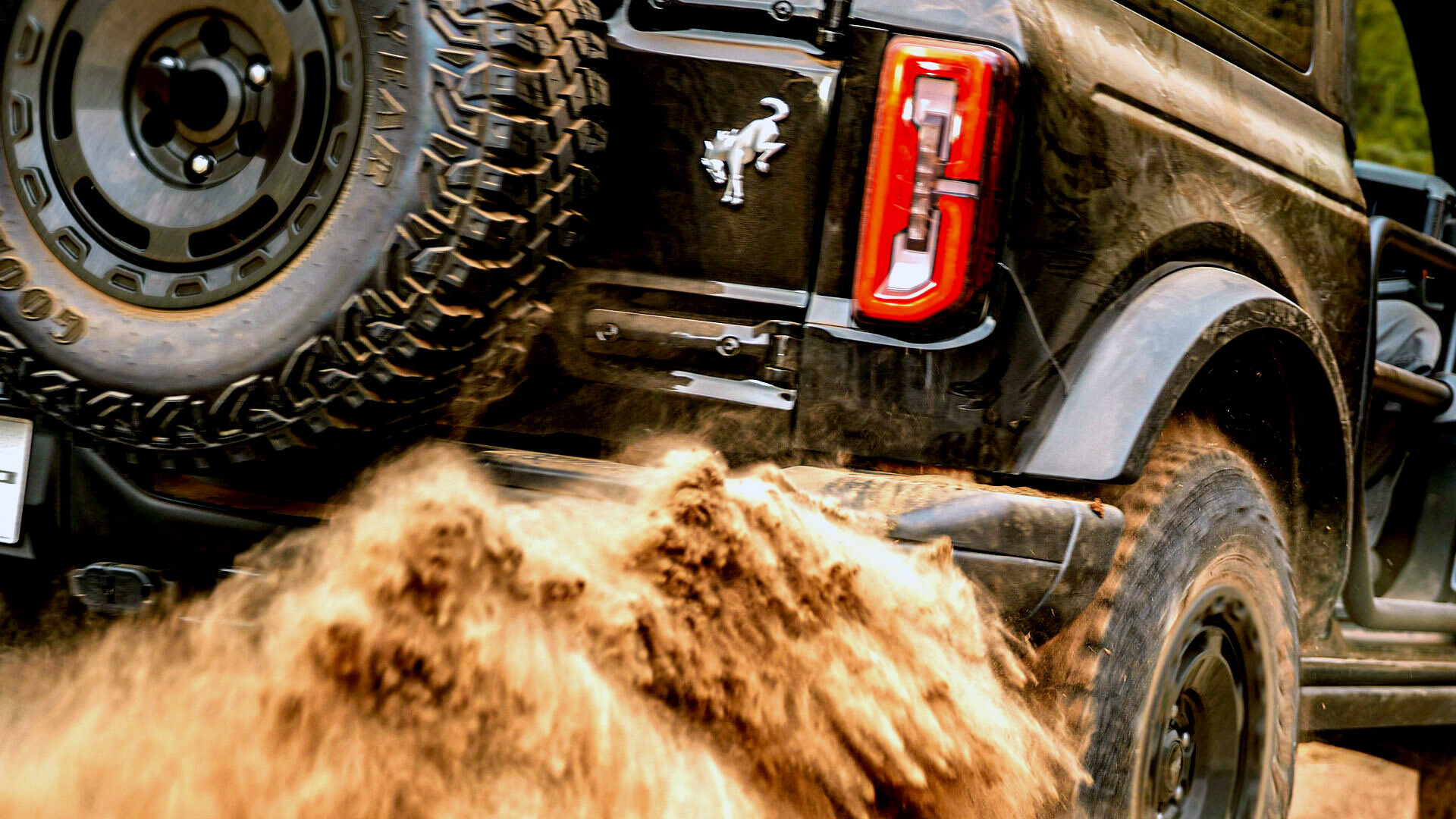Bronco Had Its Best Year Ever, And Jeep Should Probably Start Worrying ...