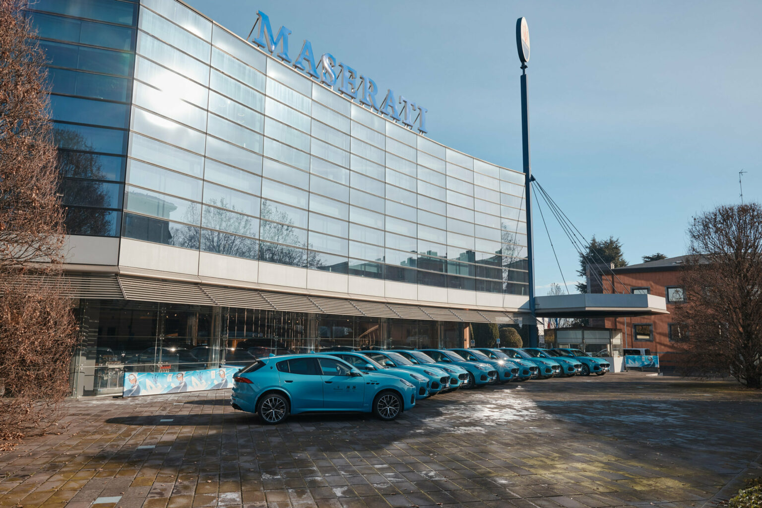 If You Stare Long Enough, This Special Edition Maserati Turns Blue ...