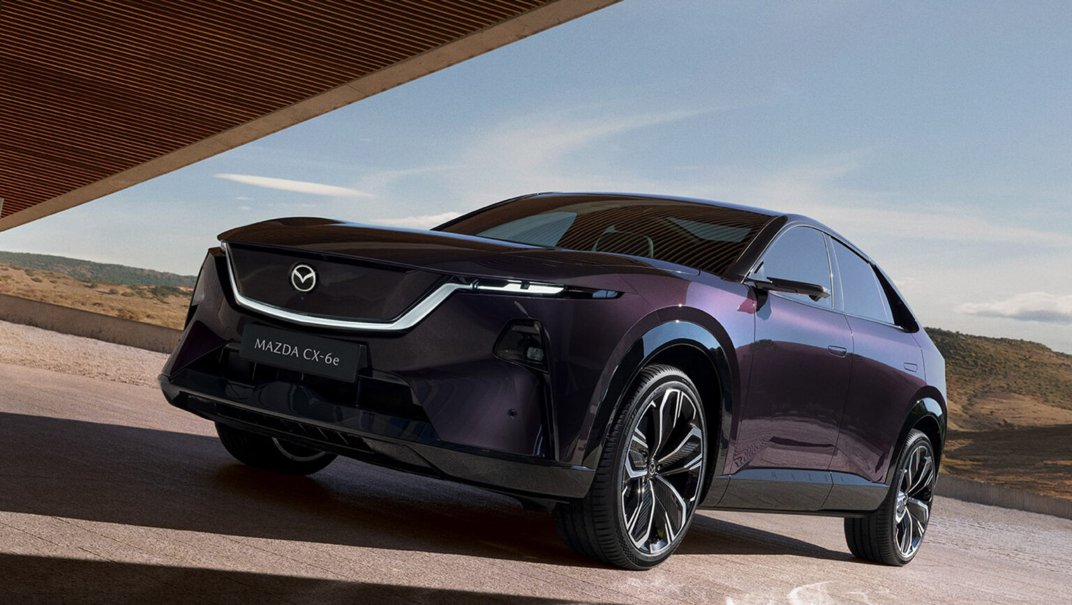 New Mazda CX-6e Looks Like The Future, But Drives Like It’s Still 2019 ...