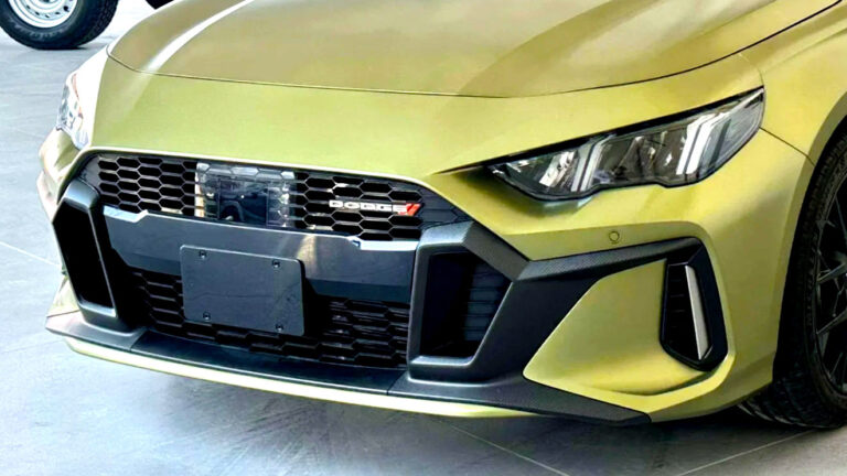 Dodge Brings Back Its Most Menacing Small Sedan South Of The Border For ...