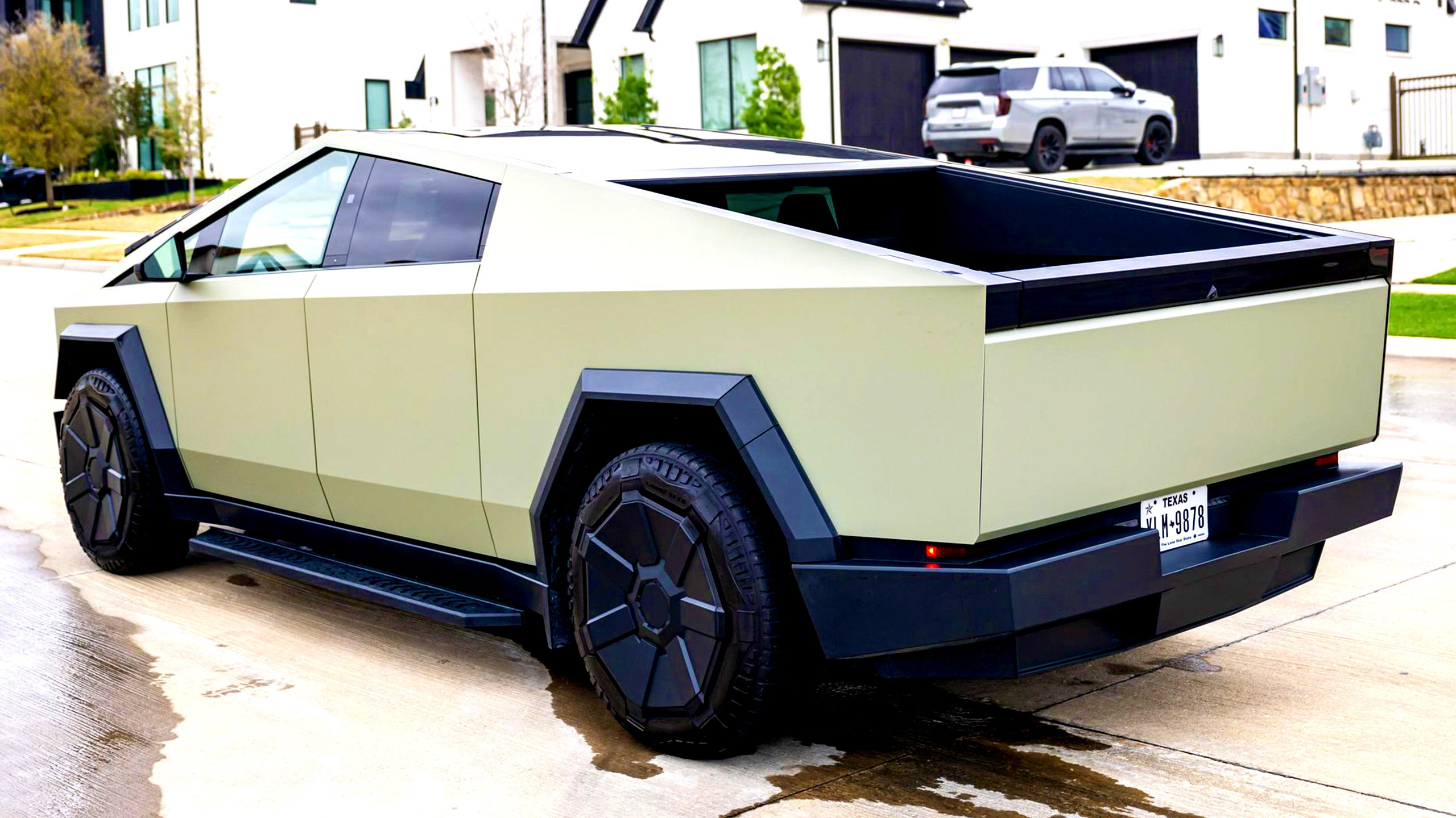 The Cybertruck Nobody Wanted New Is Now The One Nobody Wants Used ...