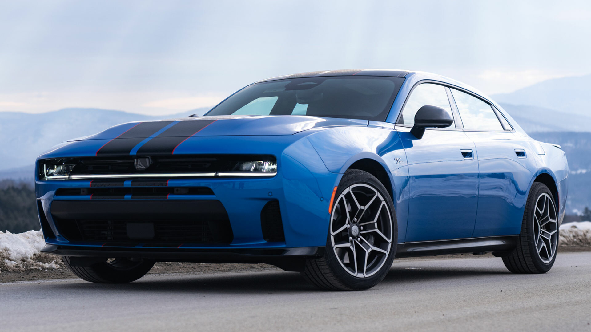 Dodge Really Wants To Win Over Hemi Charger Fans With New R/T | Carscoops