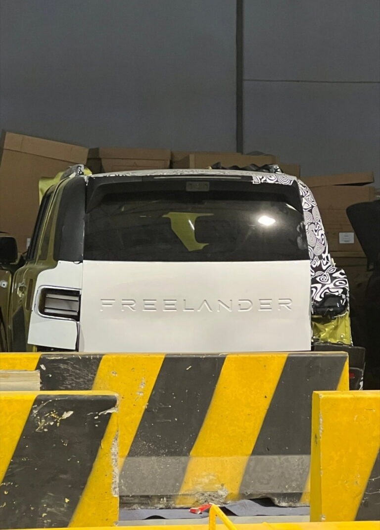 Here’s The New Freelander Before You’re Supposed To See It | Carscoops