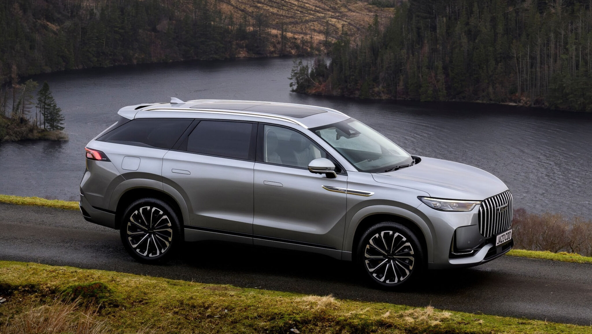 The Brand Behind The ‘Temu Range Rover’ Just Made A Temu Mercedes GLS ...