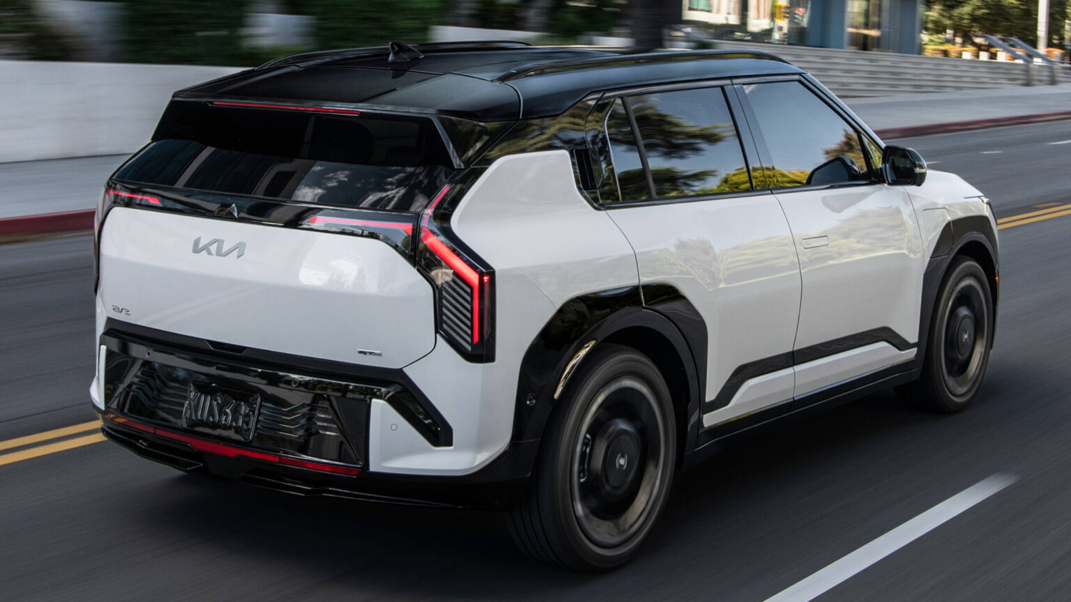 Kia Finally Brings An Affordable EV To America, Fake Gears And All ...