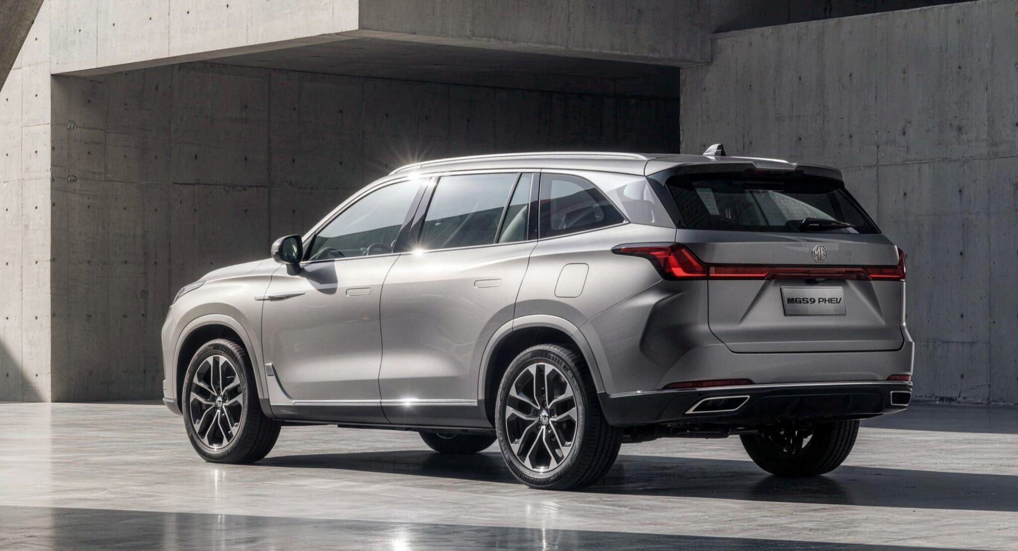 MG’s First Seven Seat SUV Is Priced To Make VW Quake | Carscoops