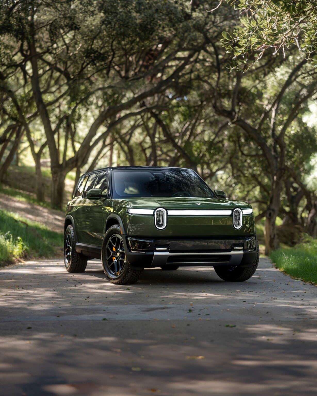 Rivian’s R2 Performance Just Out-Ranged The Tesla Model Y, And It ...
