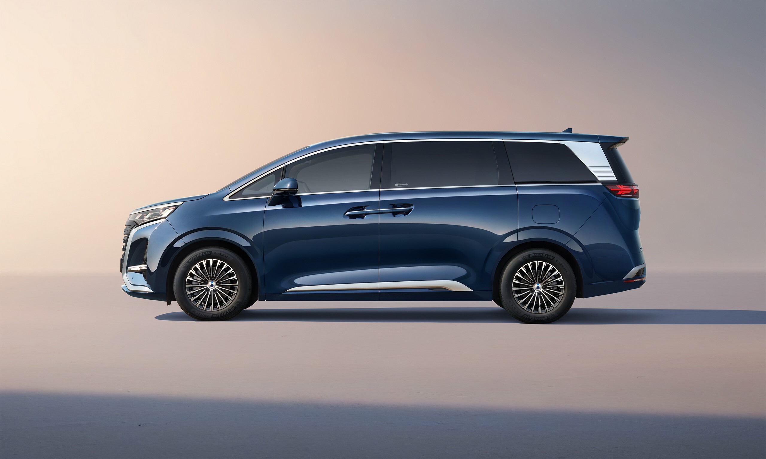 The Chinese Luxury Brand Mercedes Helped Create Is Now Coming For ...