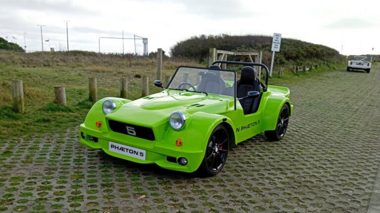 For $13,500, You Can Make Your MX-5 Look Like A Caterham From Minecraft ...
