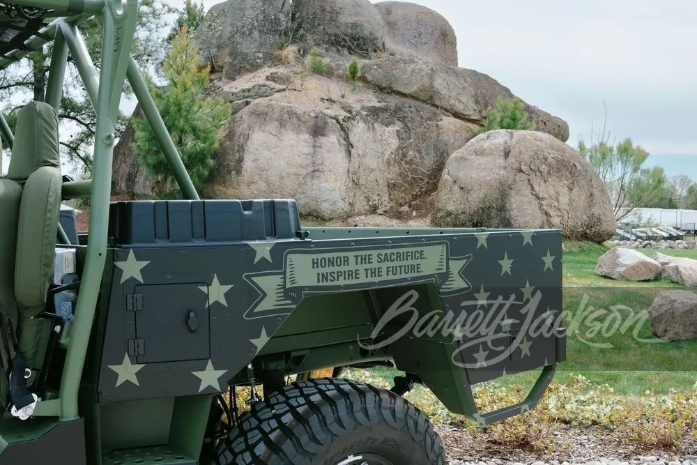 GM’s Military Truck With ZR2 Hardware Just Landed In A Civilian Auction ...